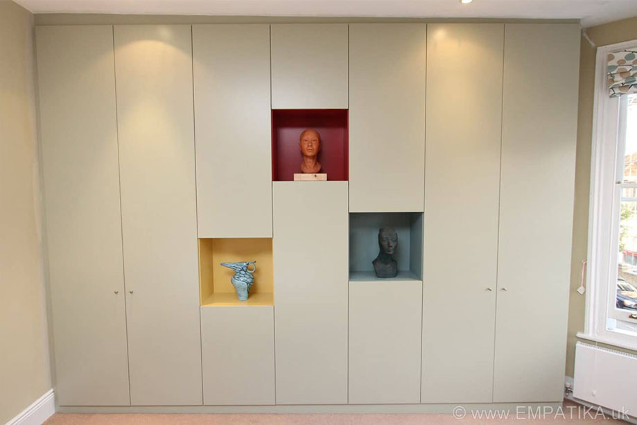 Wardrobe with creative squares - Empatika