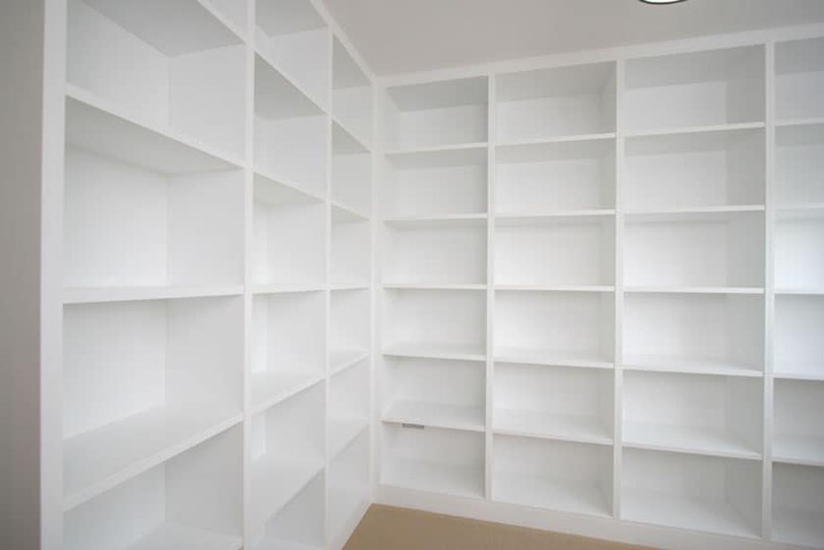 L shaped bookcase - Empatika